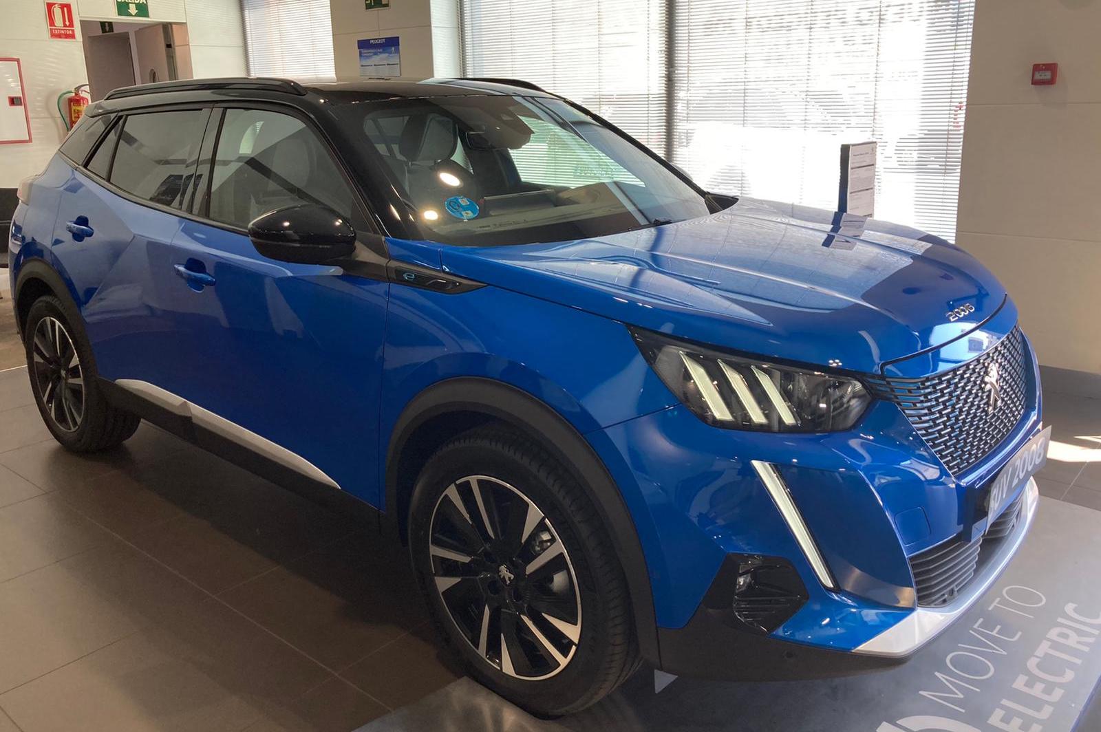 Peugeot e-2008 GT entrega inmediata Oferta azul | MOTORK