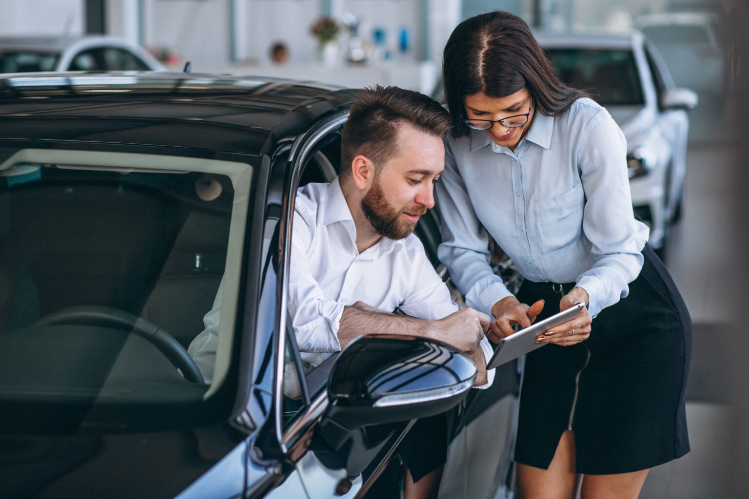 Todo lo que Necesitas Saber para Comprar un Coche Eléctrico con MOTORK.com